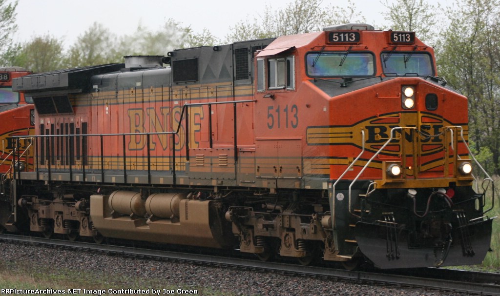 BNSF 5113